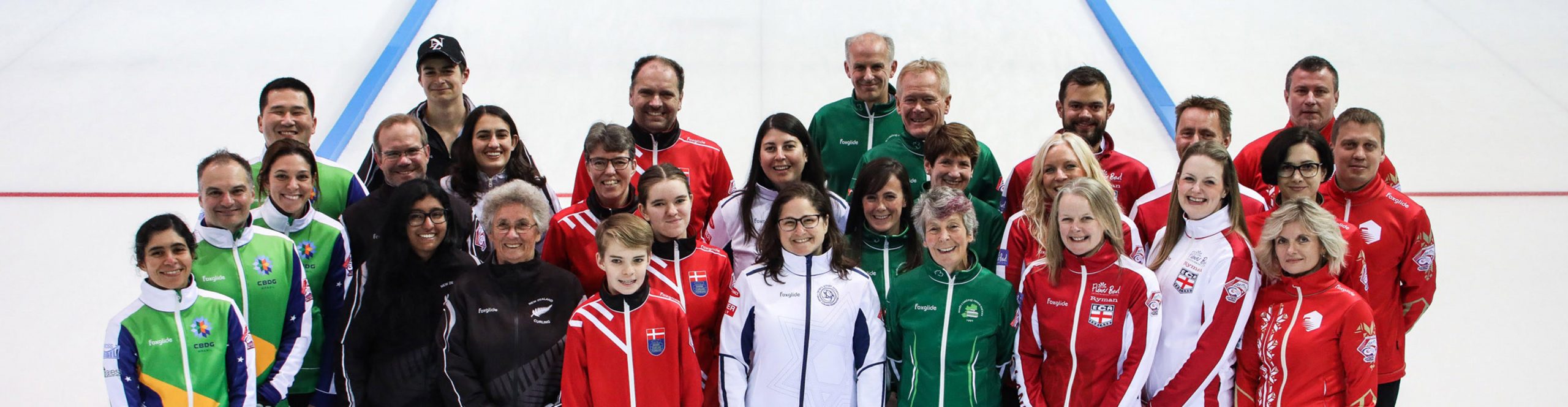 Custom Sportswear, Curling Brooms & Curling Equipment | Foxglide